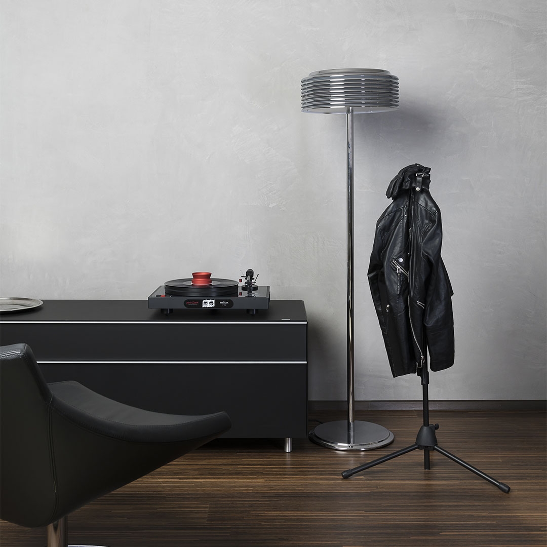 T77 Turntable - Alice Cooper Limited Edition | Revox - experience true ...